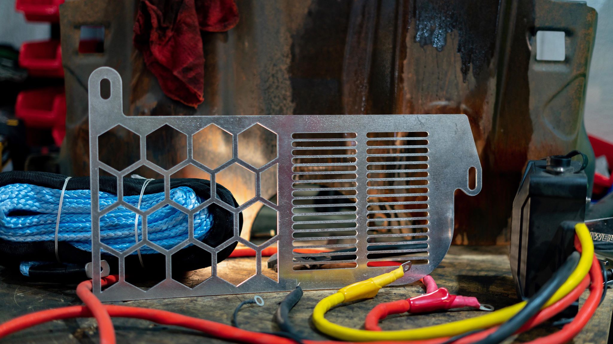 Maner Mount - 2nd gen Tundra 07+ Winch Control Box Mount – Tandem Offroad