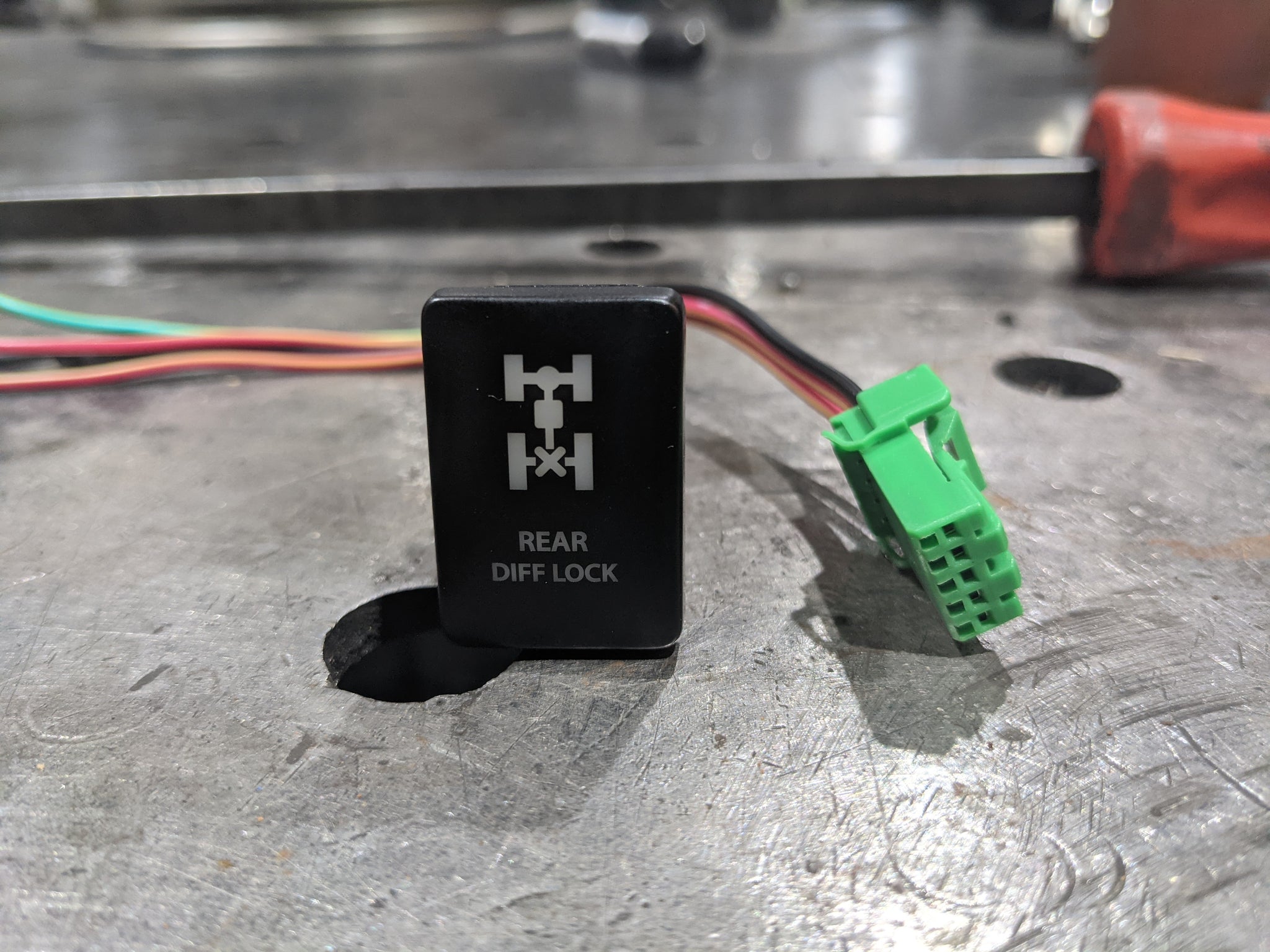 Toyota Rear Diff Switch - Small – Tandem Offroad